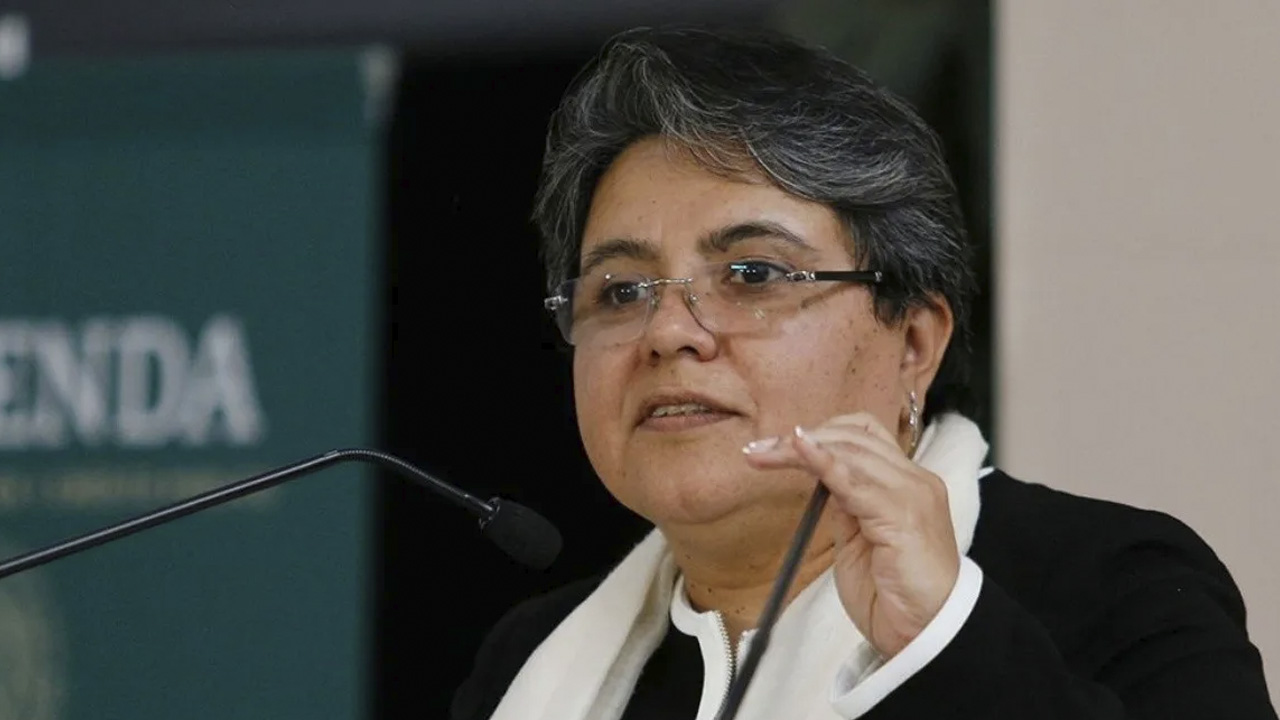 Raquel Buenrostro, jefa del SAT, es la NUEVA Secretaria de Economía